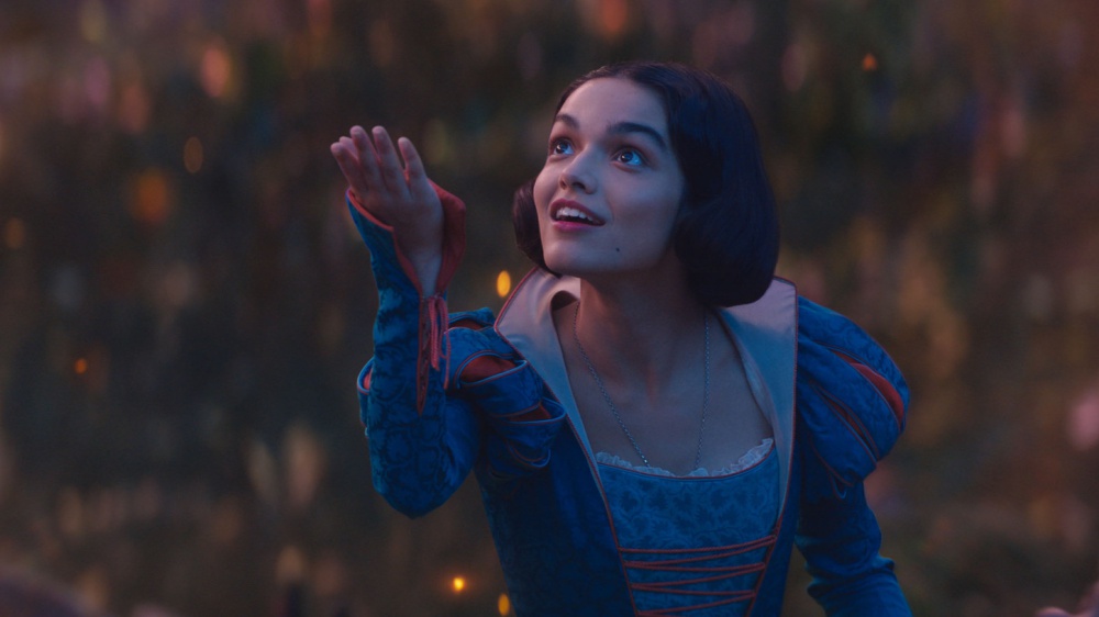 Biancaneve: trama, cast e recensione del nuovo remake della Disney che ...