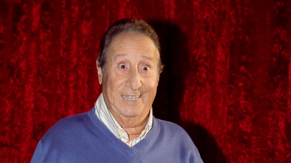 L'ultimo saluto ad Alvaro Vitali nella Chiesa degli artisti di Roma ...