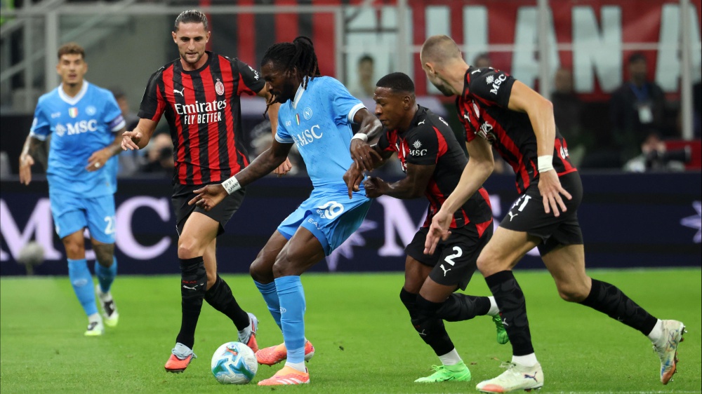 Serie A, il Milan batte il Napoli 2-1, i rossoneri agganciano i ...