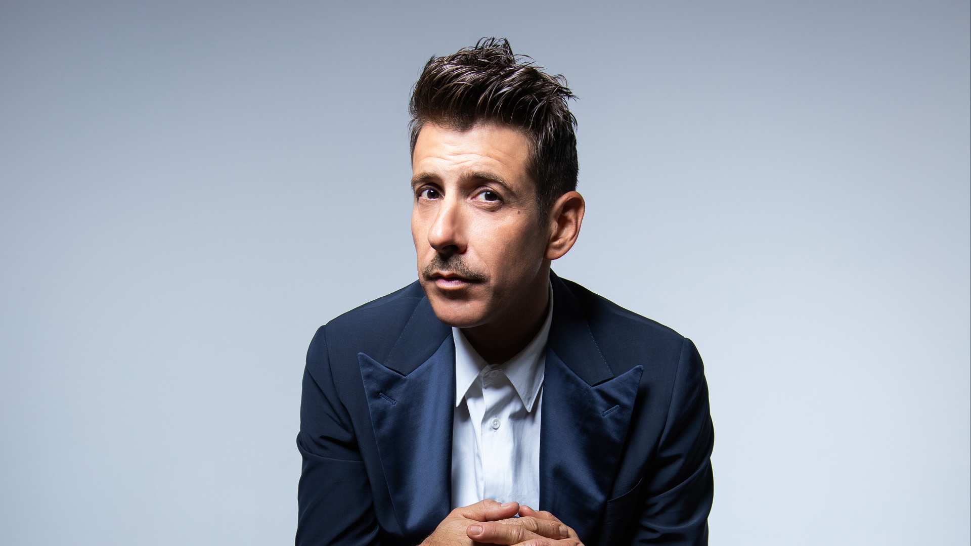 Francesco Gabbani torna al Festival di Sanremo con 'Viva la vita'. A ...