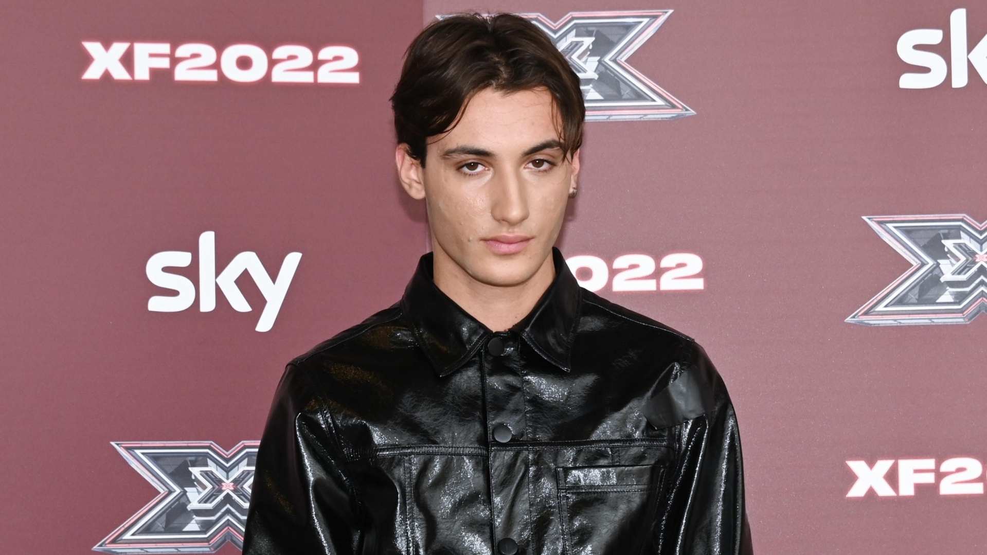 La prima serata di live di X Factor, Ambra Angiolini perde un cantante ...