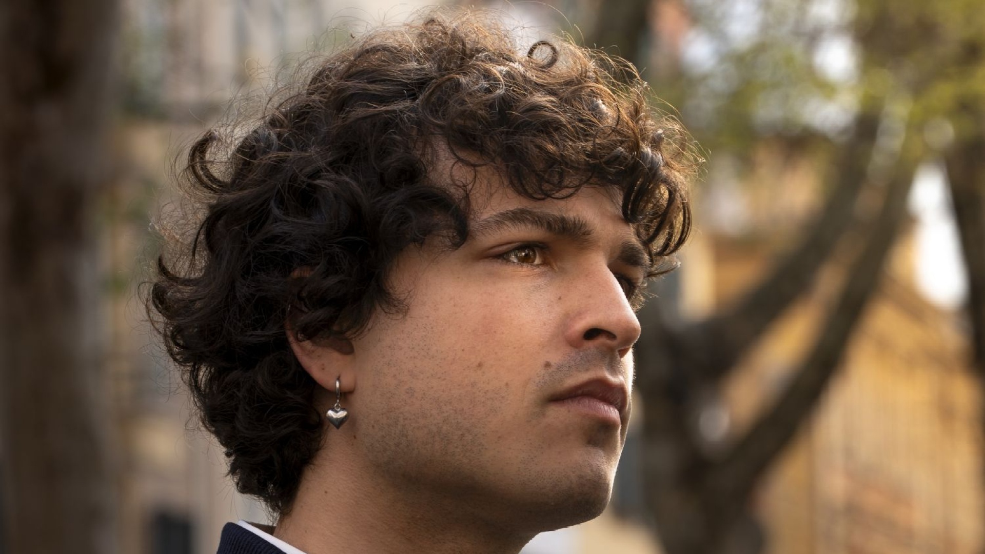 Leo Gassmann a RTL 102.5: “Sono carico per l’estate, il brano parla ...