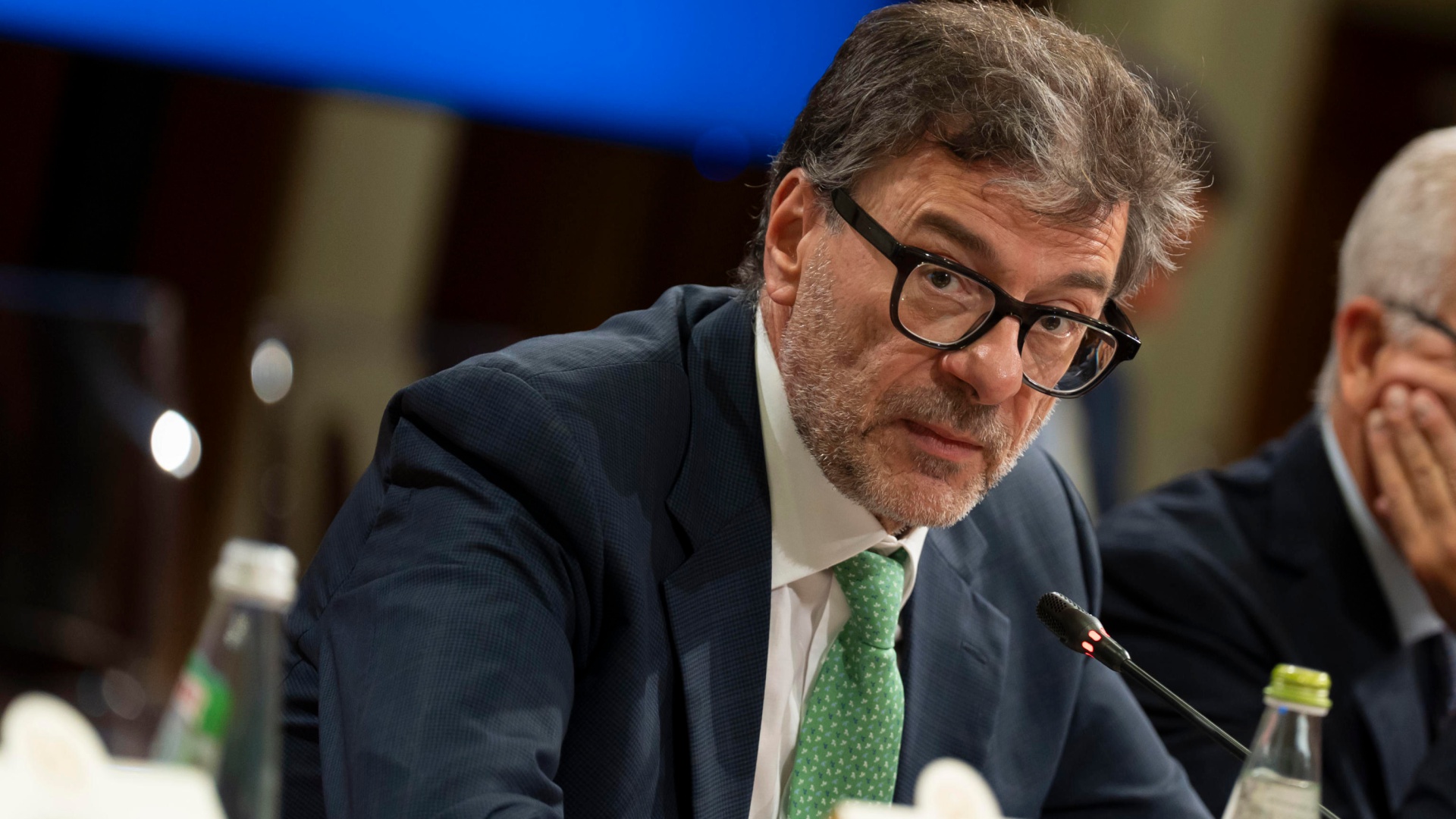 Manovra da 16 miliardi, taglio Irpef, aiuti a famiglie e imprese, nodo ...