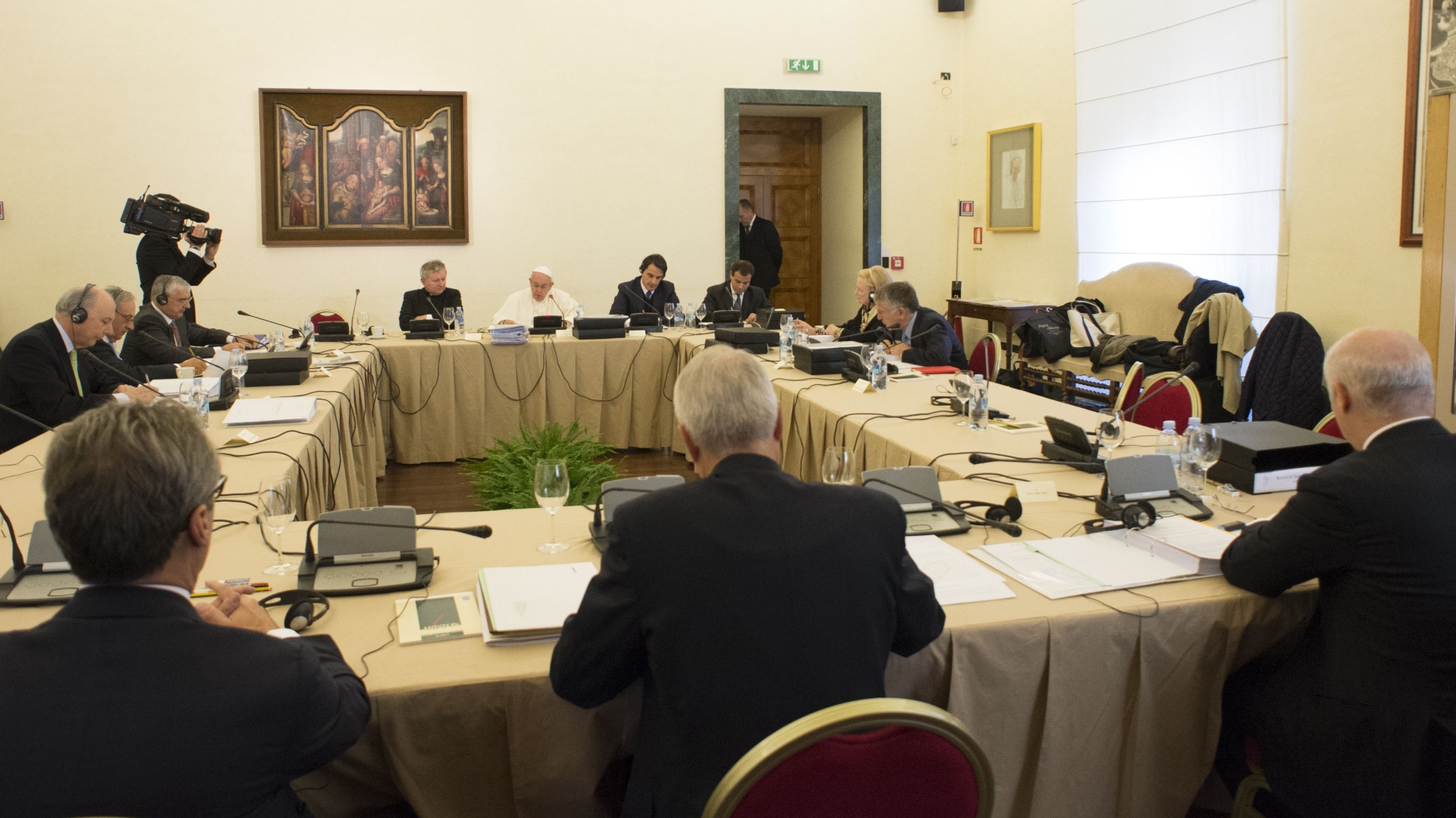 Matrimoni vietati tra dipendenti, lo Ior licenzia una coppia sposata da ...