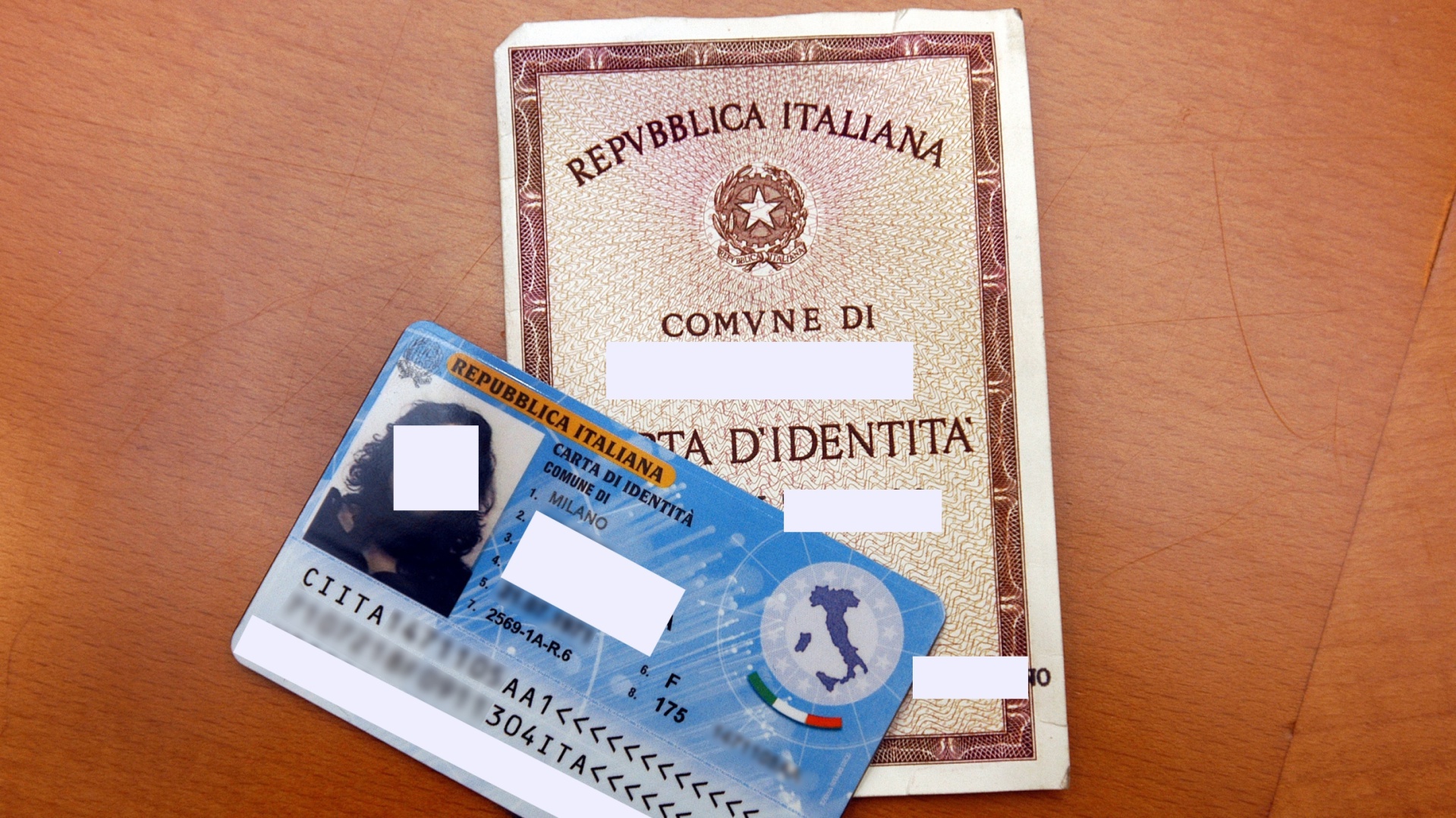 Rinnovare i documenti, l’Italia è la più cara in Europa, è quanto emerge da un’indagine di ...