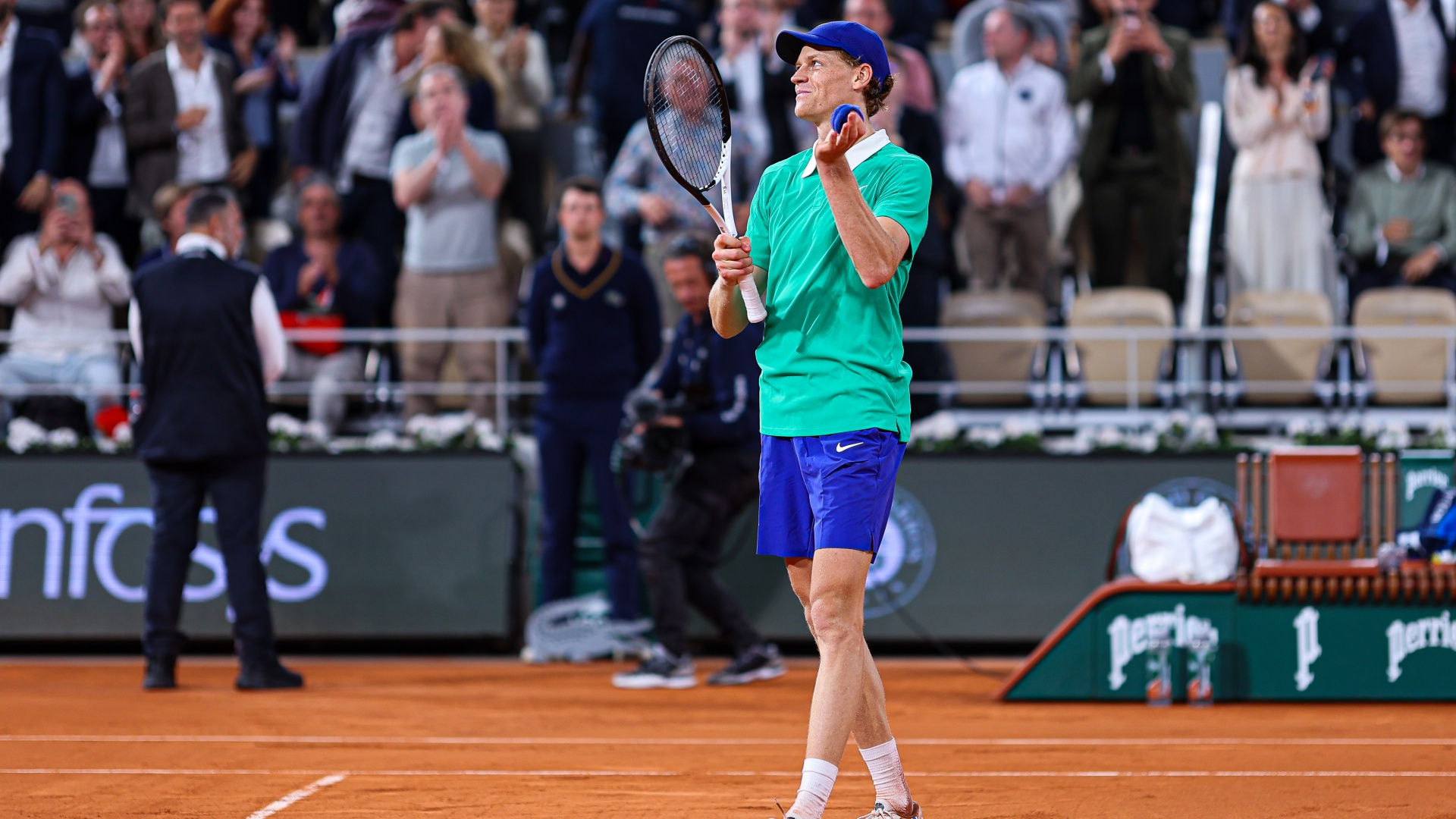 Roland Garros: Tutto facile per Jannik Sinner, Rublev ko in tre set. L'azzurro è ai quarti di ...