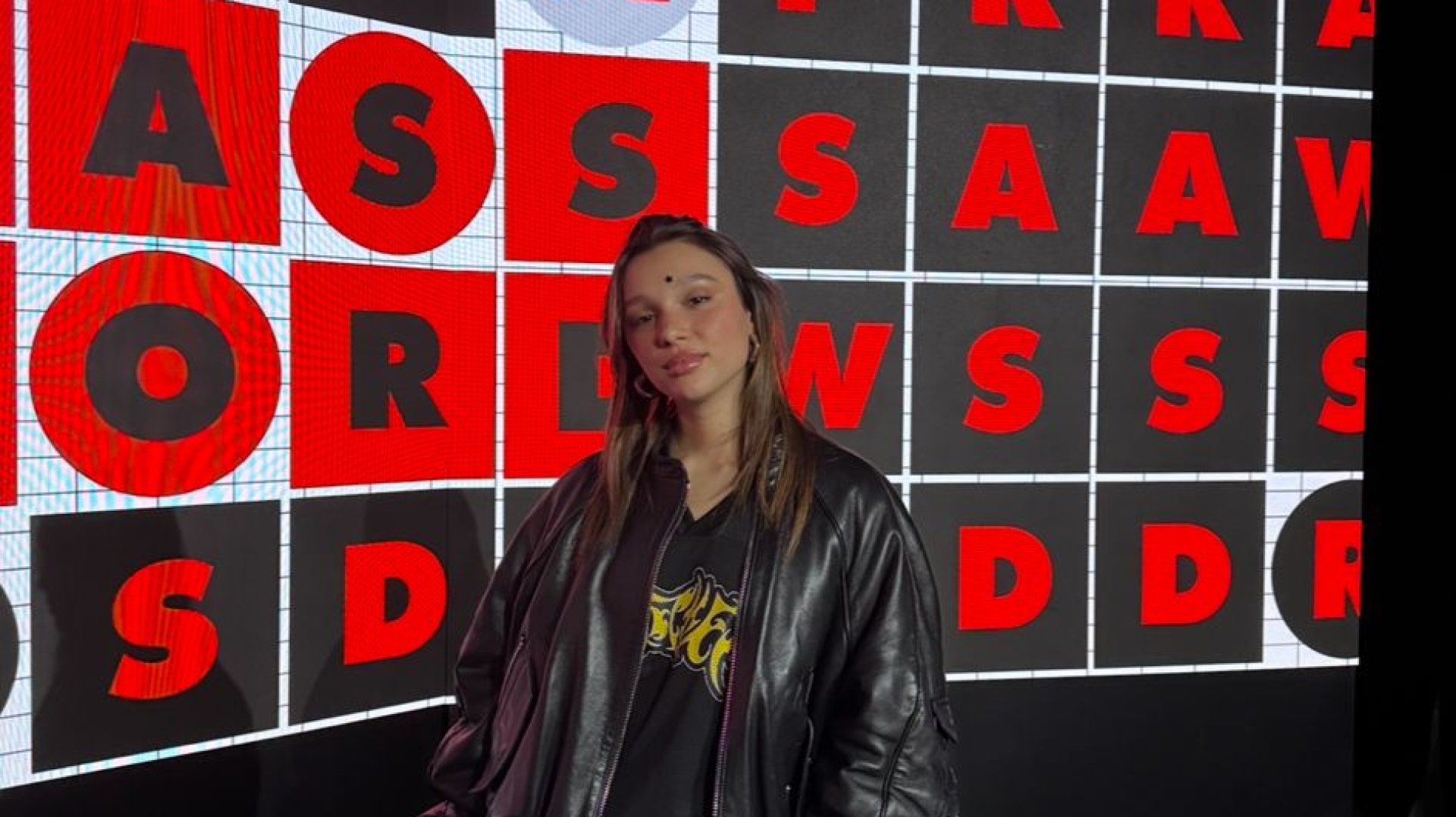 Sarah Toscano a RTL 102.5: “Nel mio primo album ho scavato molto in me ...