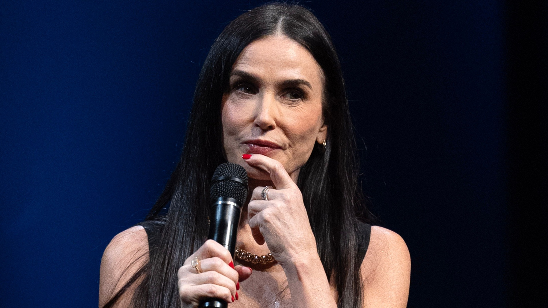 The Substance arriva in streaming. Ecco dove vedere la pellicola con ...