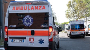 Caserta, 26enne ucciso a coltellate durante una rissa, due i feriti ...