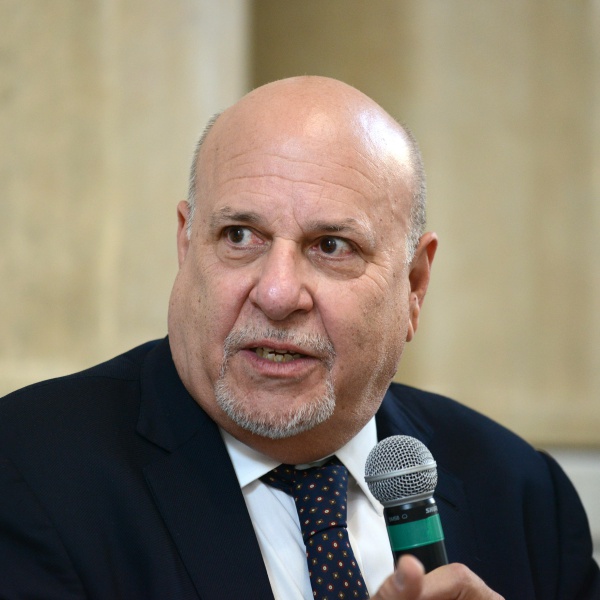 Alan Friedman a RTL 102.5: «Ad Arcore Berlusconi mi ha mostrato la ...