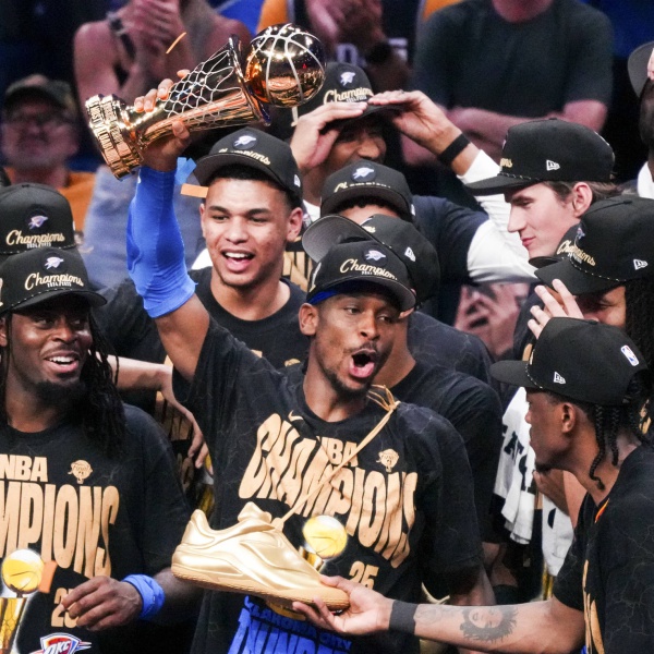 Basket, Oklahoma City Thunder sono campioni NBA, sconfitti gli Indiana ...