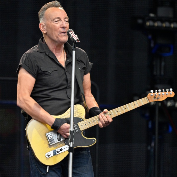 Bruce Springsteen, il ringraziamento per le serenate dei fan: "Non lo ...