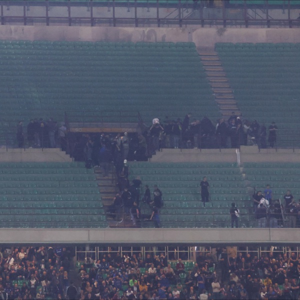 Capo ultrà ucciso, la Questura di Milano impone alla curva dell'Inter ... Capo ultrà ucciso, la Questura di Milano impone alla curva dell'Inter ...