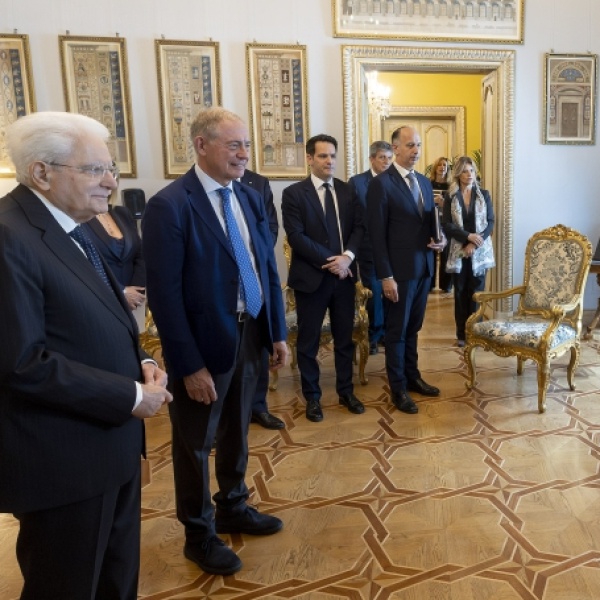 Un francobollo e una moneta per festeggiare gli 80 anni della ...