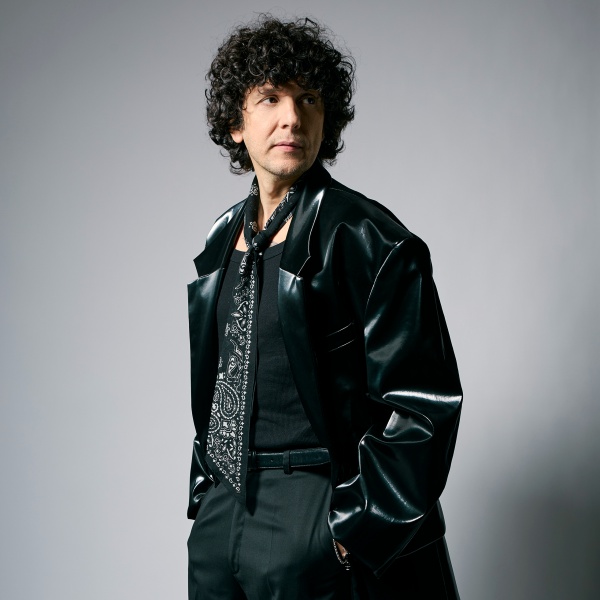 Ermal Meta a Sanremo 2026 con “Stella stellina”: il testo e il ...