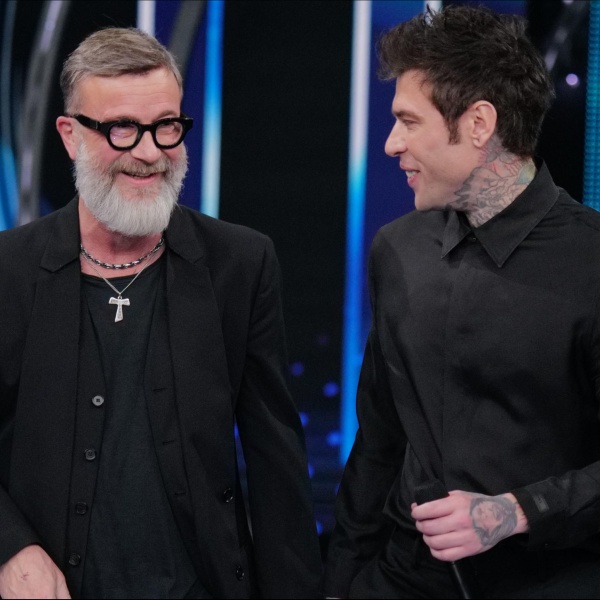 Fedez e Marco Masini a Sanremo 2026: testo e significato di "Male ...