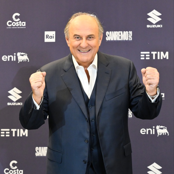 Gerry Scotti a RTL 102.5: "Ho sentito tante belle canzoni, molti ...