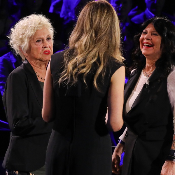 la poco nobile attività di Stefania, figlia della regina delle ...