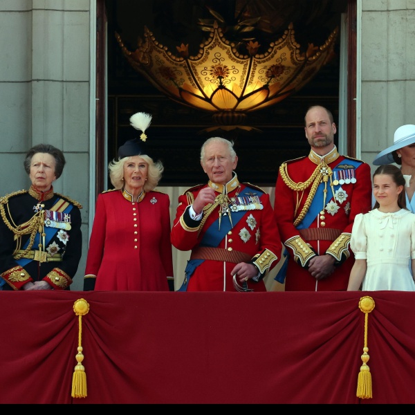 Londra: festa grande per il compleanno ufficiale di Re Carlo, in ...