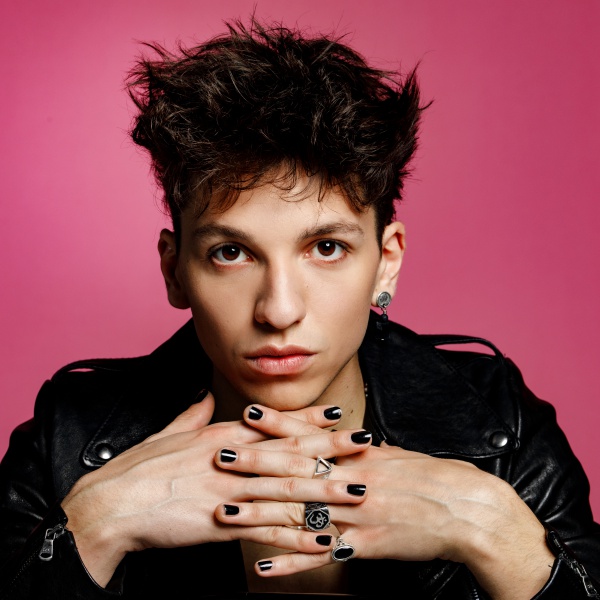 Luigi Strangis a RTL 102.5: “Il mio nuovo Ep racconta della mia ...