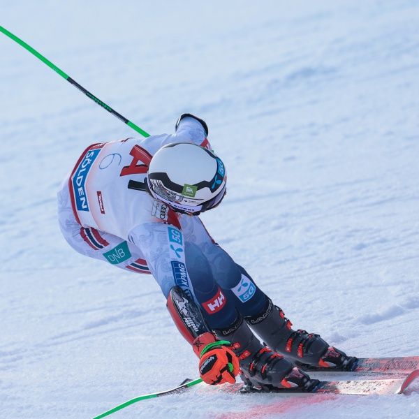 Matilde Lorenzi, promessa azzurra dello sci è ricoverata in gravi ...