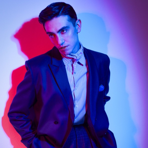 Michele Bravi a Sanremo 2026 con "Prima o poi": testo e significato del ...