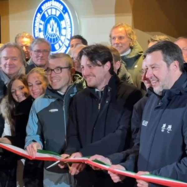 Milano-Cortina 2026: inaugurata la nuova “Casa Veneto” a Cortina - RTL ...