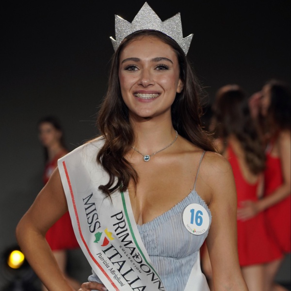 Miss Italia 2025, vince Katia Buchicchio: chi è, quanti anni è, dove vive - RTL 102.5