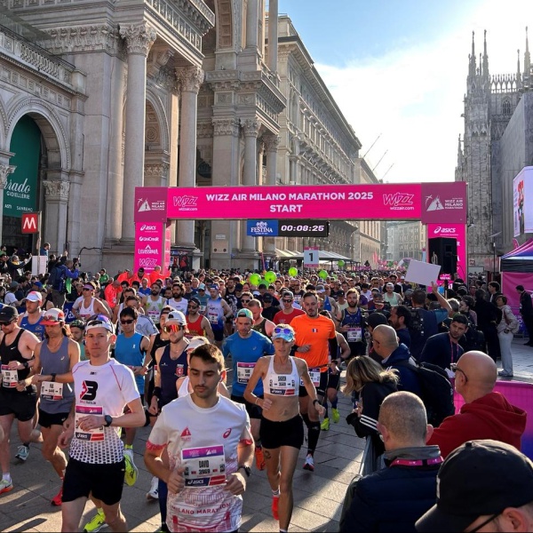 Oltre diecimila runner da tutto il mondo hanno corso la 23esima Milano ...