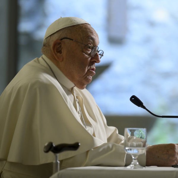 Papa Francesco apre la Porta Santa: al via il Giubileo 2025, Roma ...