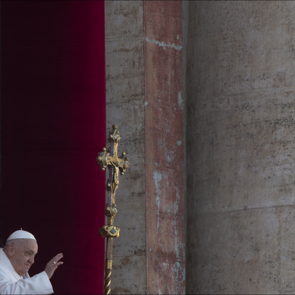 Papa Francesco continua a migliorare. Fonti vaticane, si è usciti dalla ...