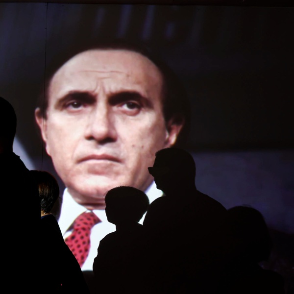 Parla Alex, il figlio di Pippo Baudo. Tutto quello che c'è da sapere ...