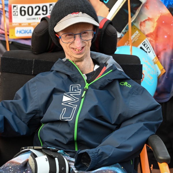 Addio a Sammy Basso. La famiglia, "ci ha insegnato che vale la pena ...