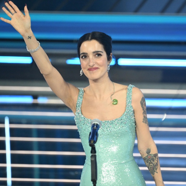 Sanremo 2026, Levante e Gaia cantano “I maschi” nella serata delle ...