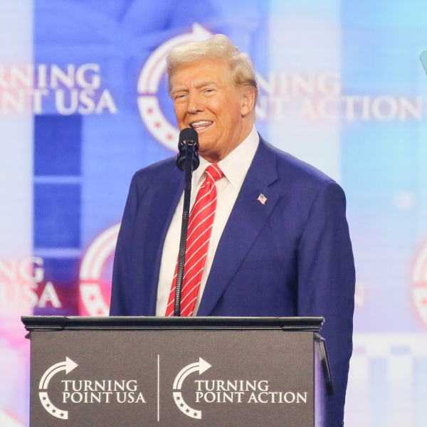 Stati Uniti, Donald Trump minaccia tutti, attacchi a Panama ...