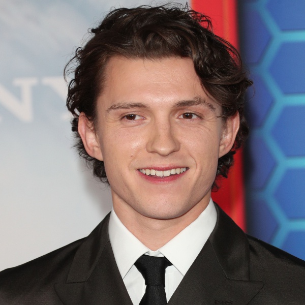 Tom Holland rivela il titolo del prossimo film di Spider Man, in uscita ...