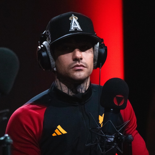 Tony Effe presenta ‘Icon’ a RTL 102.5 e si prepara al nuovo tour: «I ...