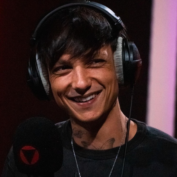 ULTIMO A RTL 102.5: “CON ‘ALTROVE’ HO TROVATO UNA NUOVA DIMENSIONE ...