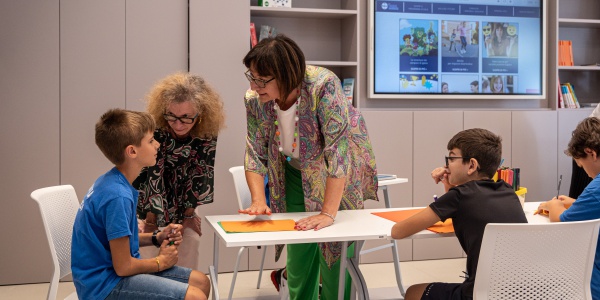 Oggi si celebra la giornata mondiale degli insegnanti, il ministro ...