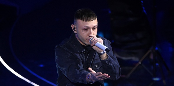 A RTL 102.5, Lazza, Mara Sattei e Gianluca Grignani raccontano gli ...