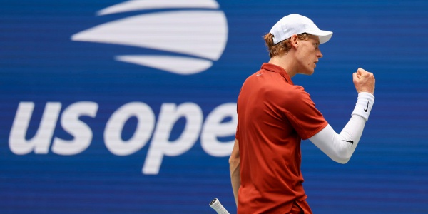 Agli Us Open Jannik Sinner batte l'australiano Popyrin in tre set e va ...