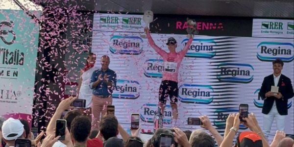 Giro d’Italia Women, espulsa Lorena Wiebes. La maglia rosa va a Elisa ...