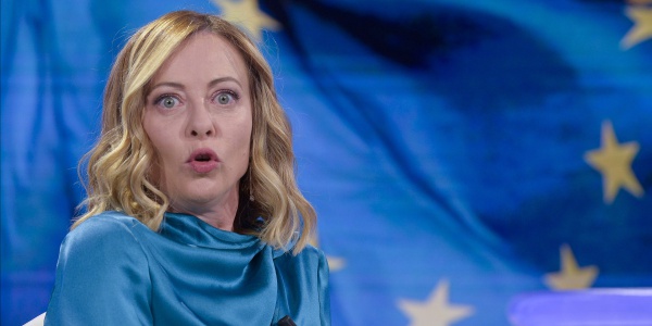 Governo, dopo la pace con il presidente francese Macron la premier ...