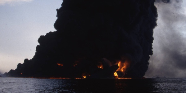 Incidente nel Mare del Nord, si scontrano una petroliera americana e ...