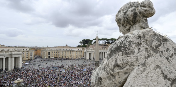 La Chiesa riceve il 70% dell'8 per Mille nonostante il calo delle ...