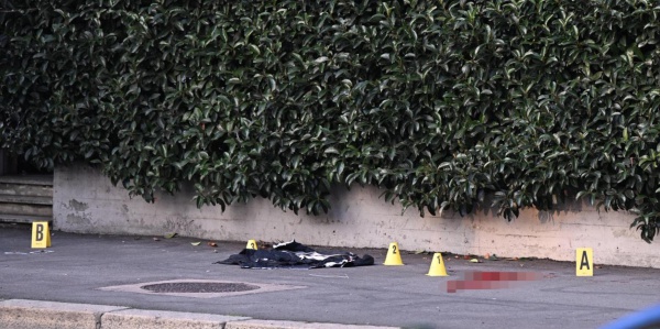 Milano, sparatoria a Rogoredo, in fin di vita un 30enne - RTL 102.5