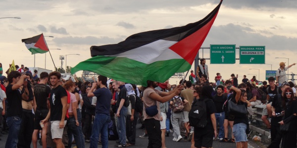Scioperi in tutta Italia per la Flotilla e Gaza. Un milione in piazza ...