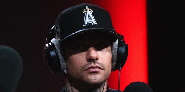 Tony Effe presenta ‘Icon’ a RTL 102.5 e si prepara al nuovo tour: «I ...