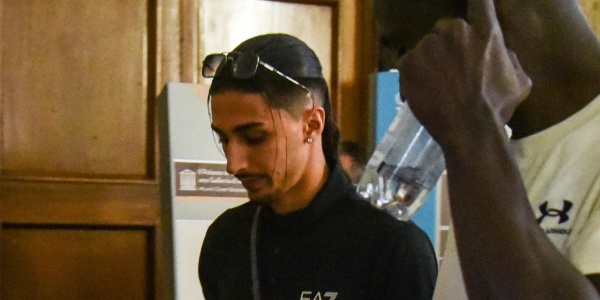 Torna in carcere il trapper Baby Gang: aveva armi in camera in albergo ...