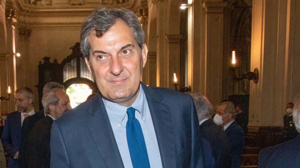 Mario Calabresi parla del suo ultimo libro "Alzarsi all'alba" - RTL 102 ...